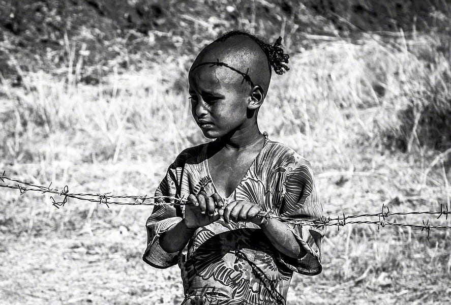 Horizon - Emmanuel Fremin Gallery - Photography by Julian Lennon