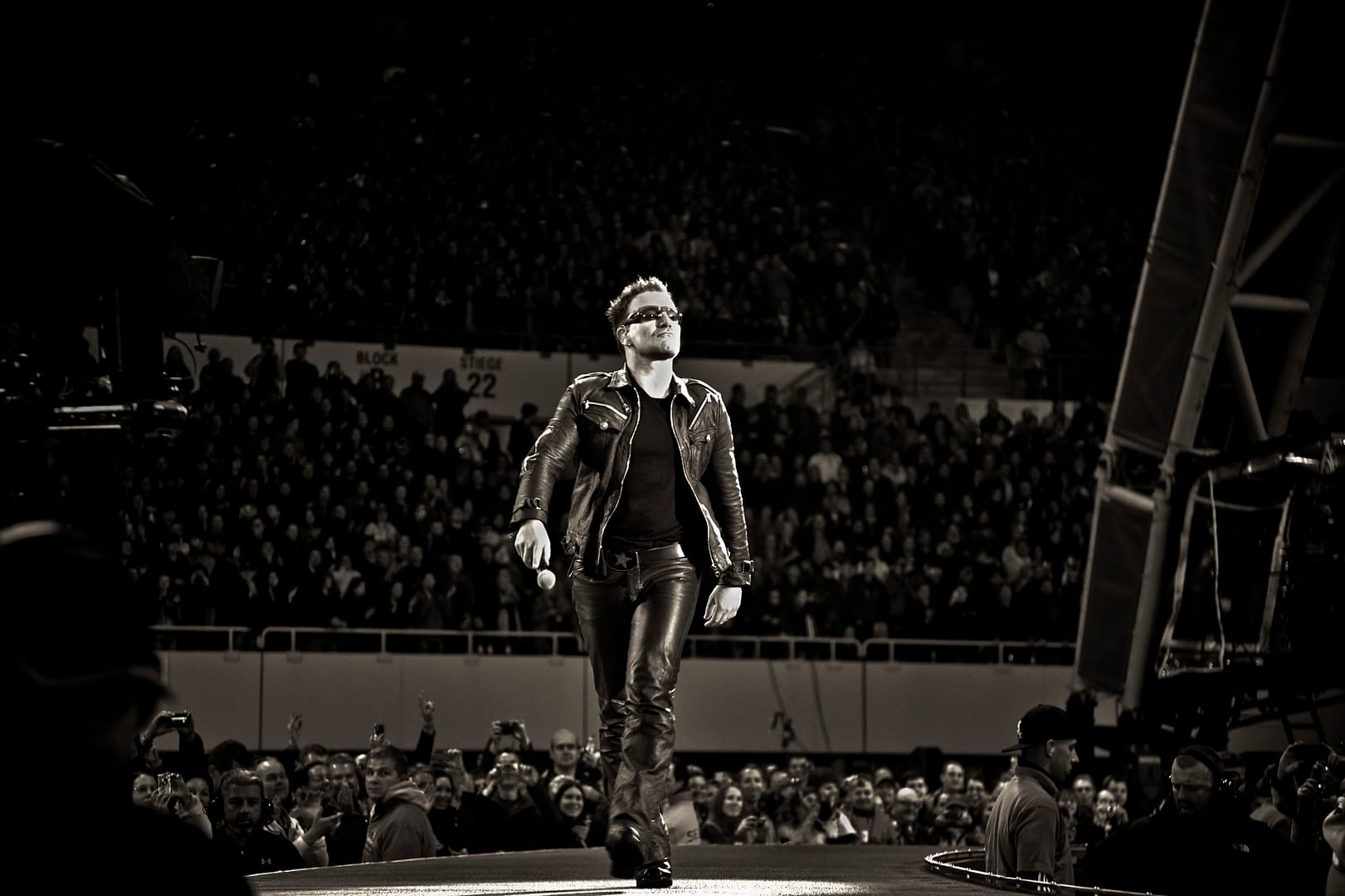 Bono-Strut-Retouched-MASTER - Photography by Julian Lennon